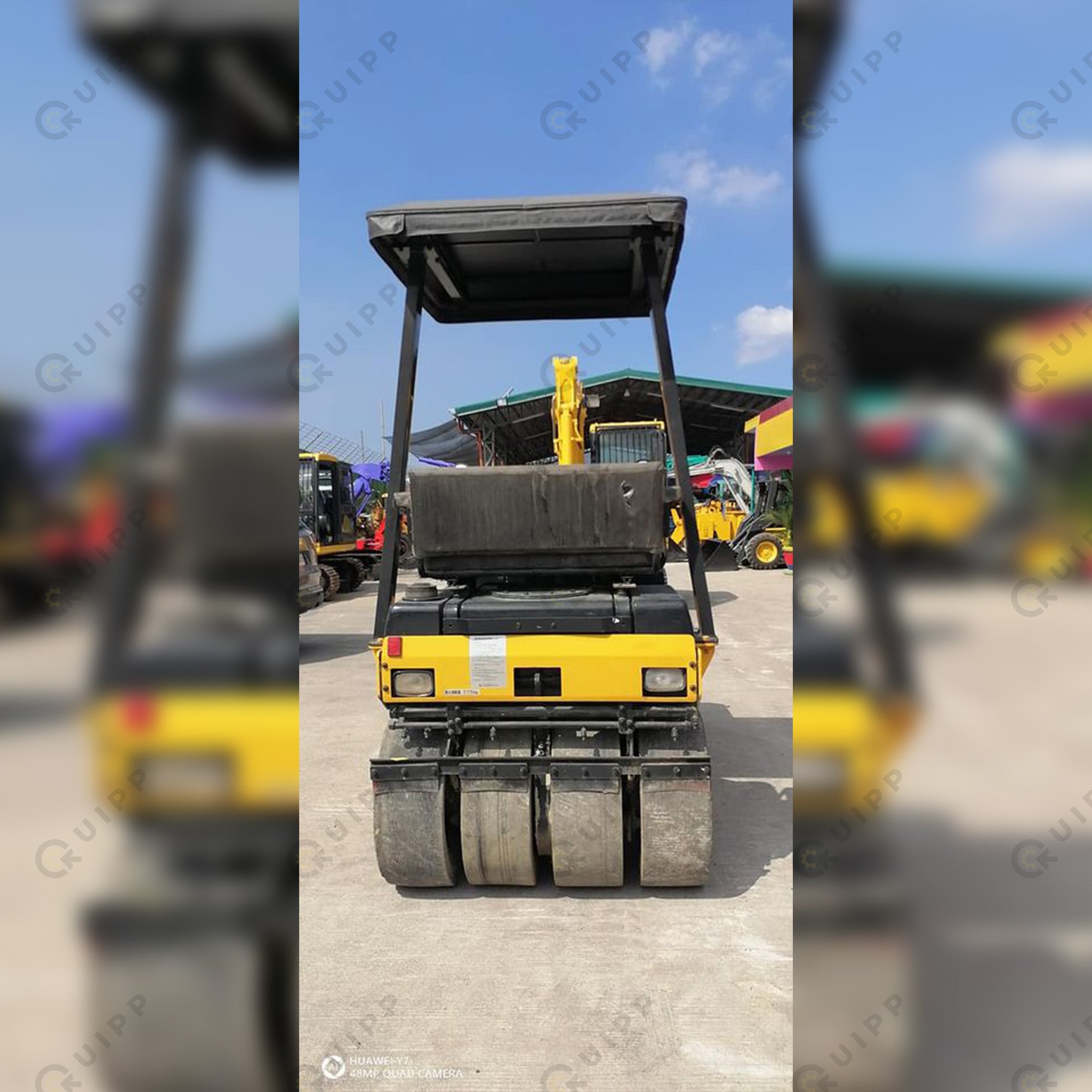 Komatsu JV25CW Soil Compactor – quippused