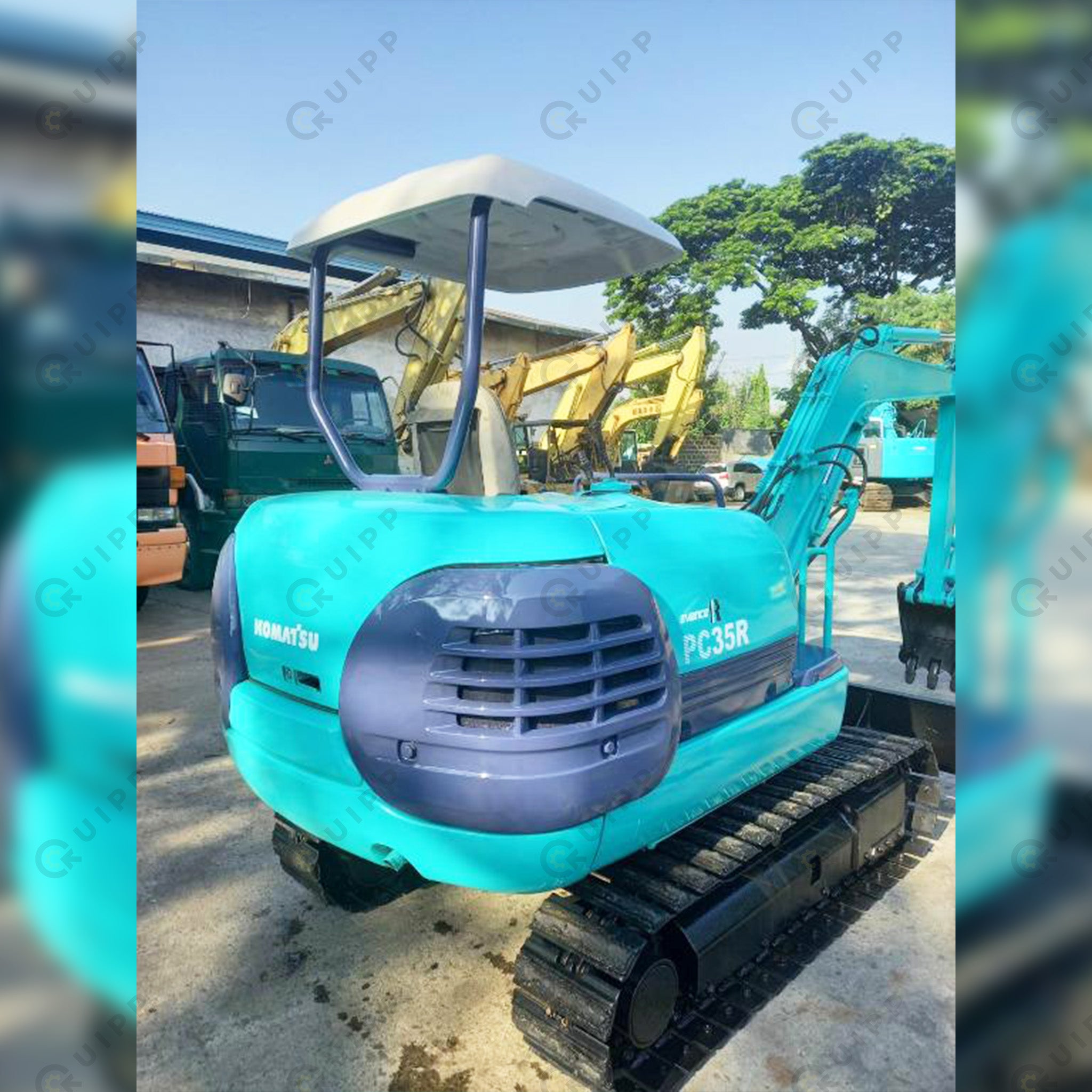 Komatsu PC35R-8 Backhoe – quippused